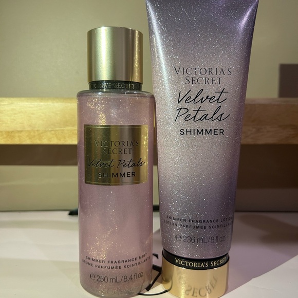 Victoria's Secret | Bath & Body | Victoria Secret Velvet Petals Shimmer ...